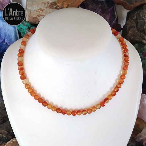 Nouvelle Réalisation d'un Ras de Cou en Cornaline Orange Bandée du Bré ...